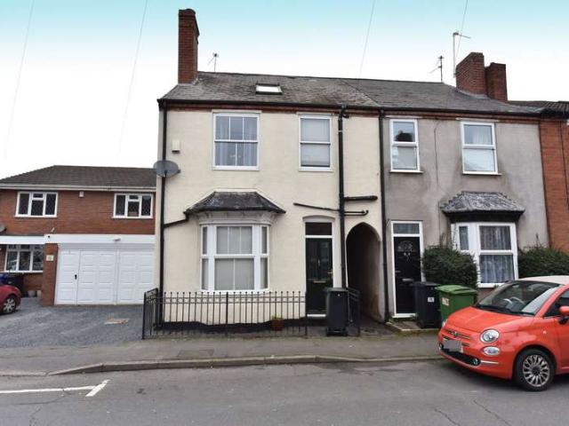 3 Bedroom End Of Terrace House