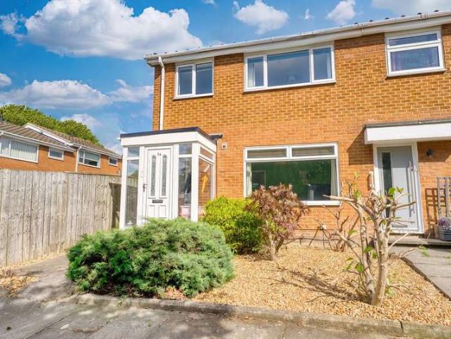 3 Bedroom End Of Terrace House