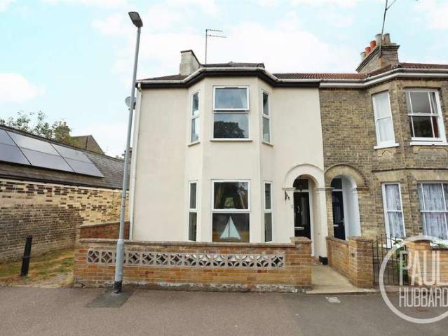 3 Bedroom End Of Terrace House