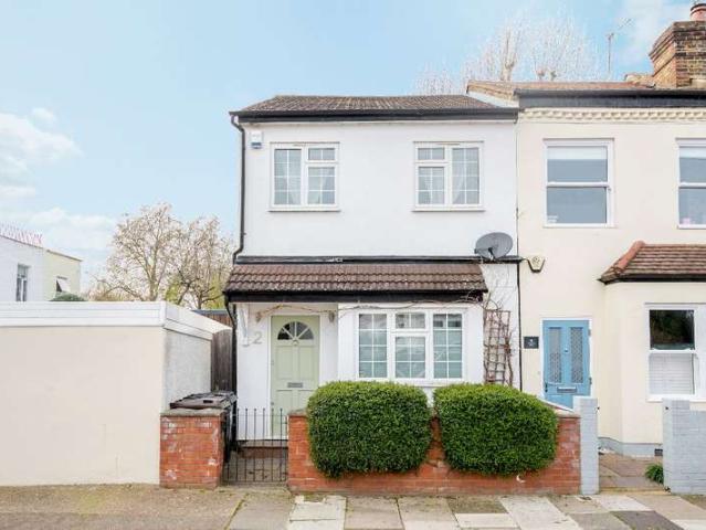 3 Bedroom End Of Terrace House