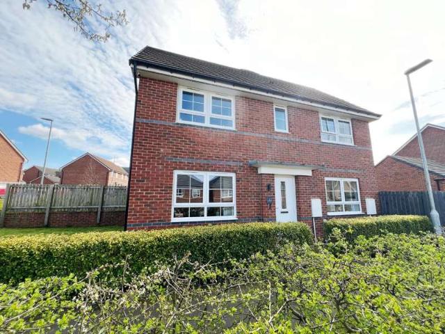 3 Bedroom End Of Terrace House