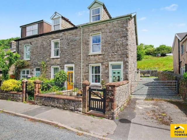 3 Bedroom End Of Terrace House