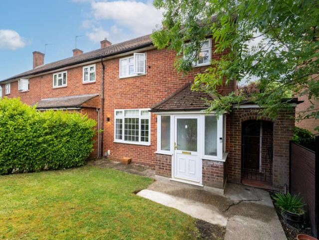 3 Bedroom End Of Terrace House
