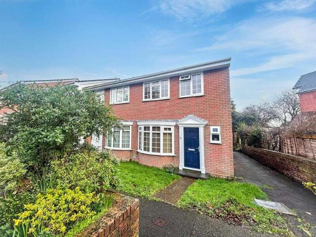 3 Bedroom End Of Terrace House