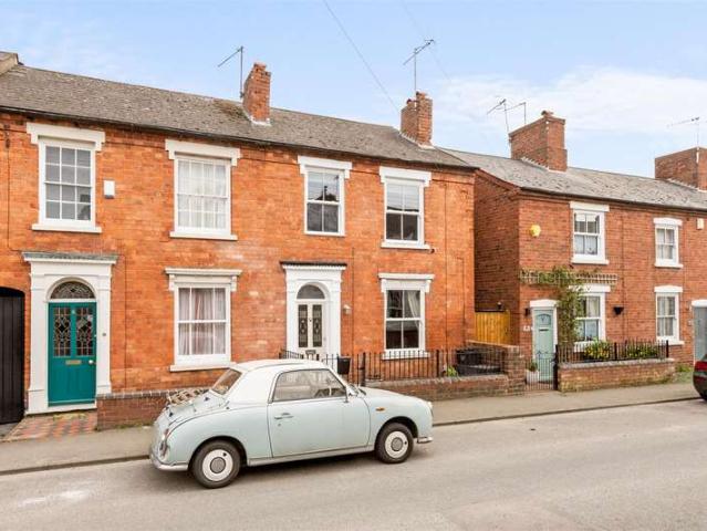 3 Bedroom End Of Terrace House