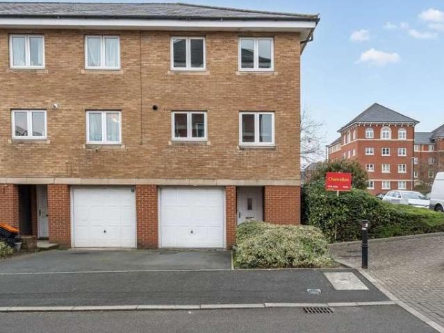 3 Bedroom End Of Terrace House