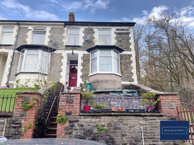 3 Bedroom End Of Terrace House