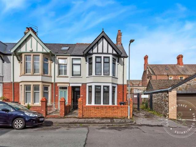 3 Bedroom End Of Terrace House