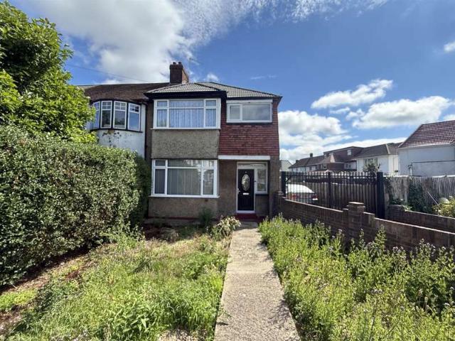 3 Bedroom End Of Terrace House