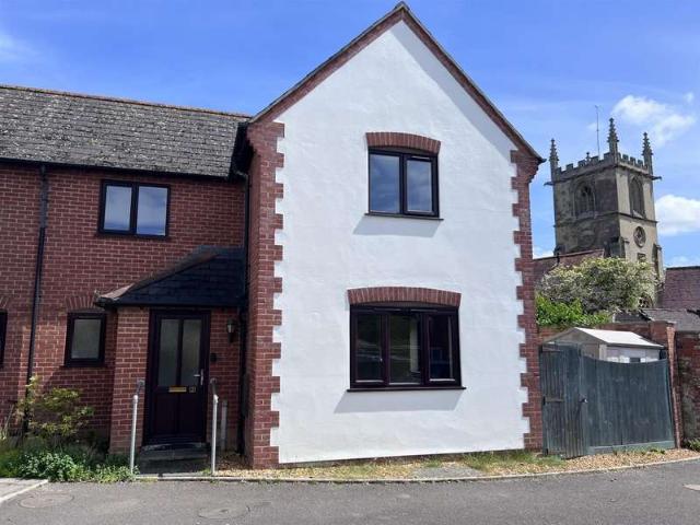 3 Bedroom End Of Terrace House