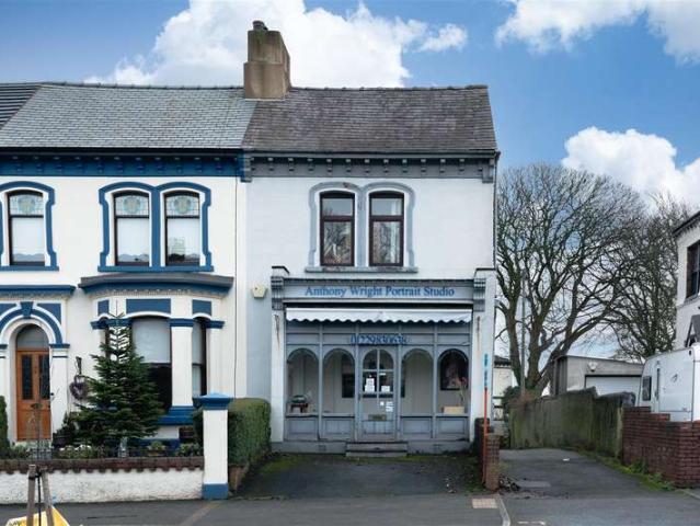 3 Bedroom End Of Terrace House