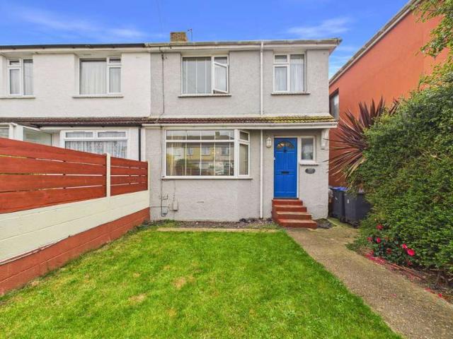 3 Bedroom End Of Terrace House