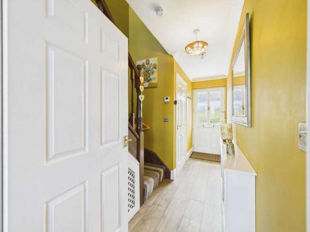 3 Bedroom End Of Terrace House