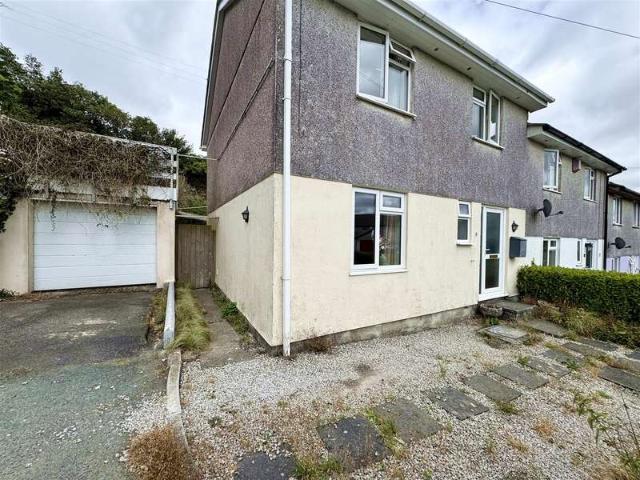3 Bedroom End Of Terrace House