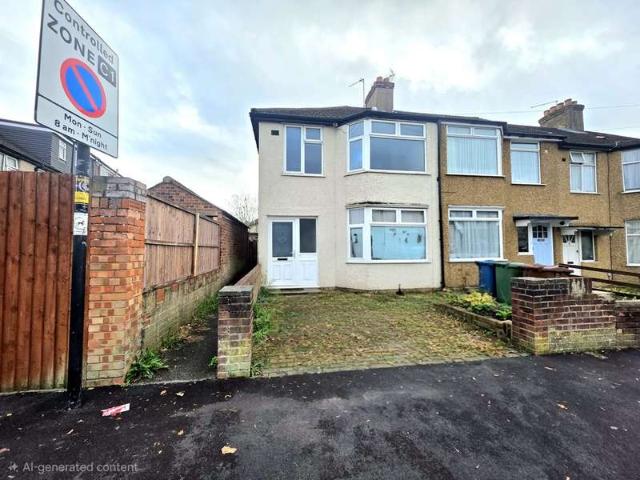 3 Bedroom End Of Terrace House