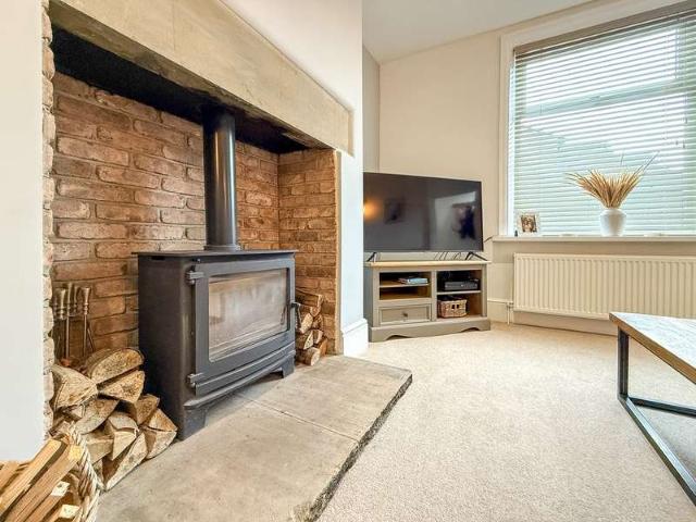 3 Bedroom End Of Terrace House