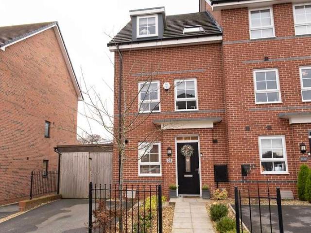 3 Bedroom End Of Terrace House