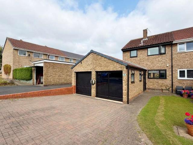 3 Bedroom End Of Terrace House