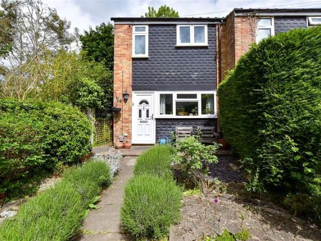 3 Bedroom End Of Terrace House