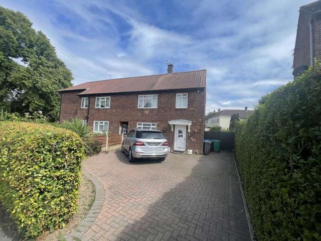 3 Bedroom End Of Terrace House