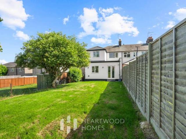 3 Bedroom End Of Terrace House