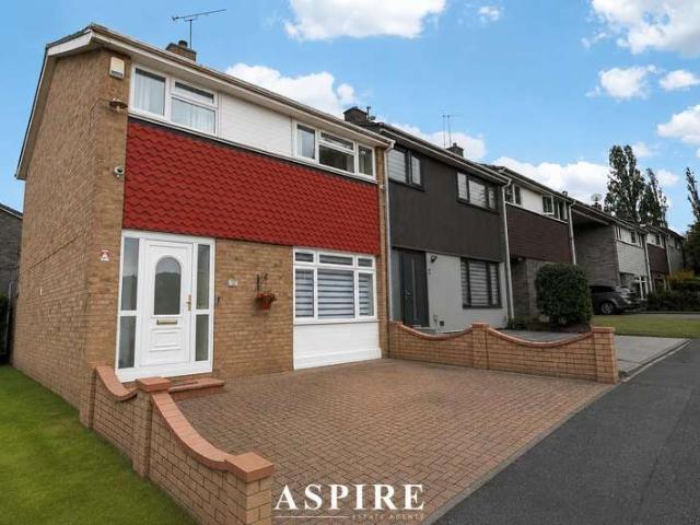 3 Bedroom End Of Terrace House