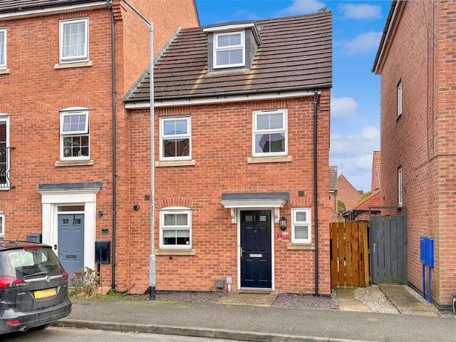 3 Bedroom End Of Terrace House