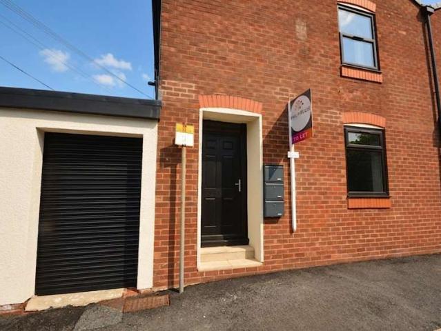 3 Bedroom End Of Terrace House