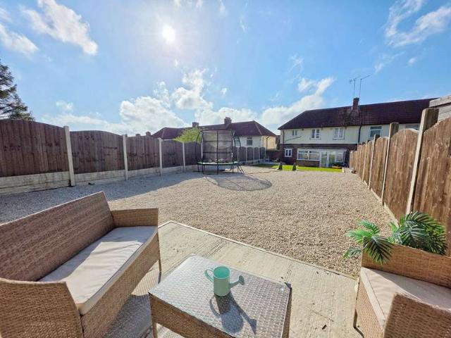 3 Bedroom End Of Terrace House
