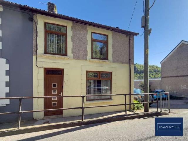 3 Bedroom End Of Terrace House