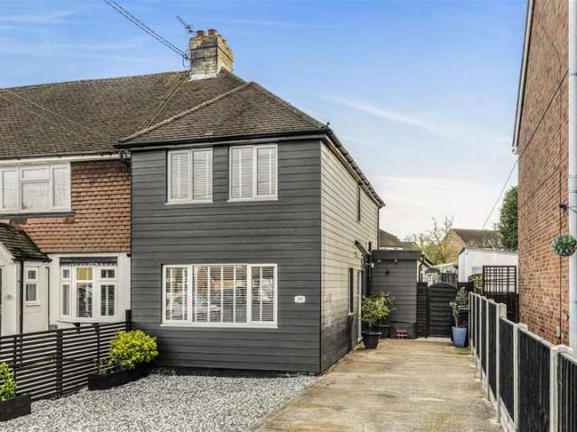 3 Bedroom End Of Terrace House