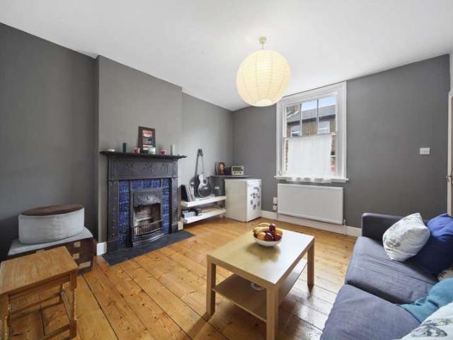 3 Bedroom End Of Terrace House