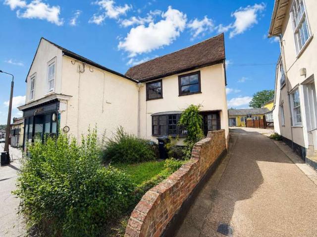 3 Bedroom End Of Terrace House
