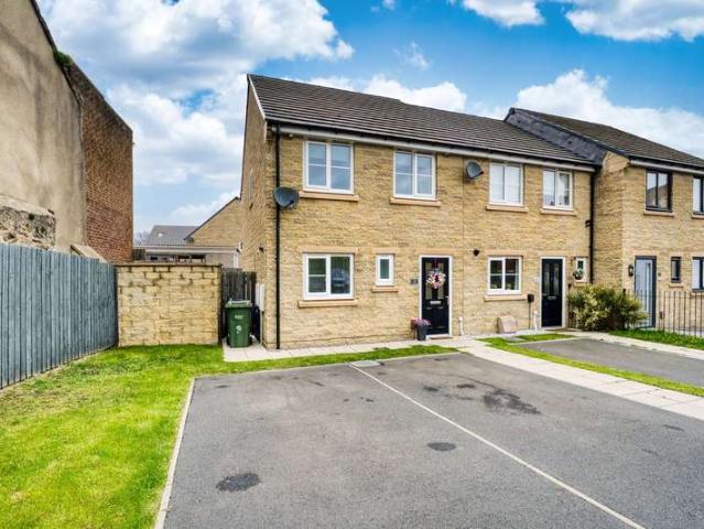 3 Bedroom End Of Terrace House