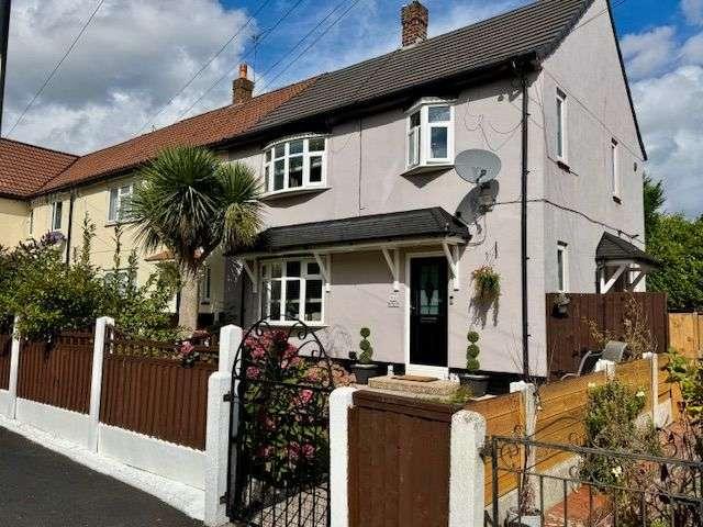 3 Bedroom End Of Terrace House