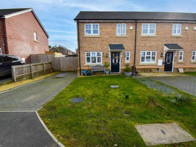 3 Bedroom End Of Terrace House