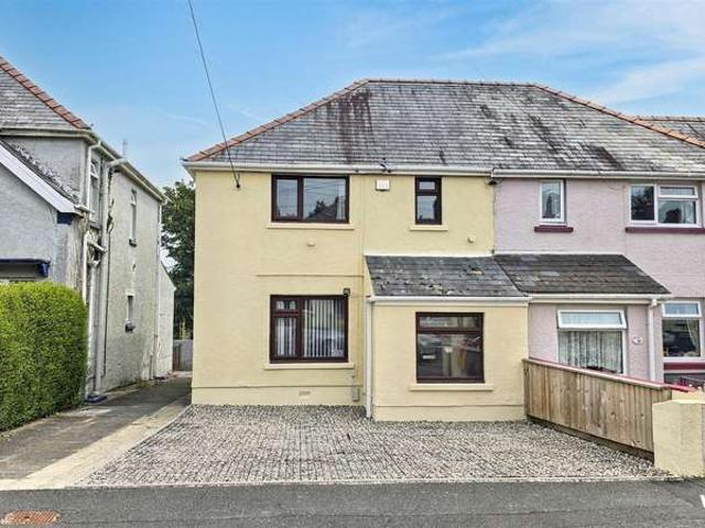 3 Bedroom End Of Terrace House
