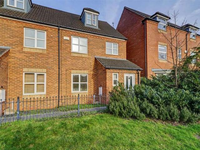 3 Bedroom End Of Terrace House