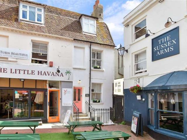 3 Bedroom End Of Terrace House