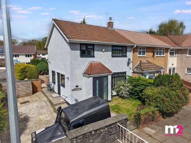 3 Bedroom End Of Terrace House