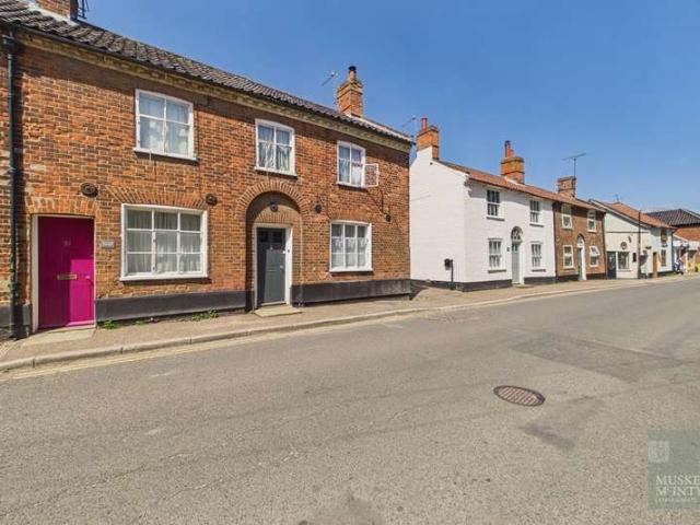 3 Bedroom End Of Terrace House