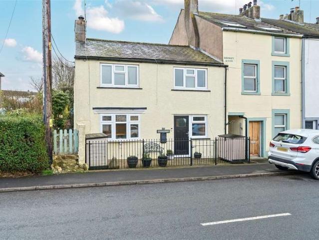 3 Bedroom End Of Terrace House