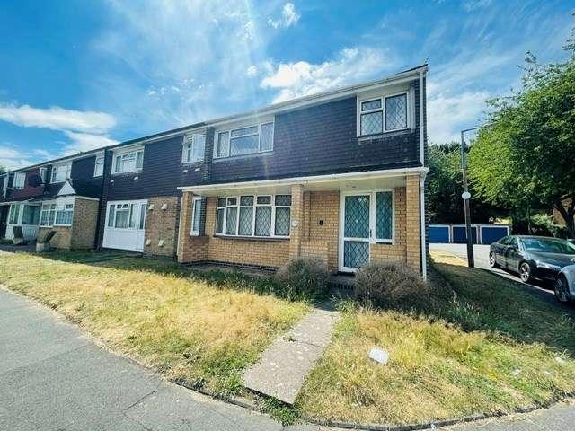 3 Bedroom End Of Terrace House