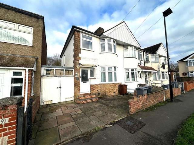 3 Bedroom End Of Terrace House