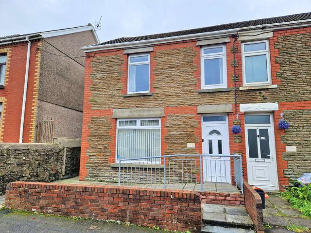 3 Bedroom End Of Terrace House