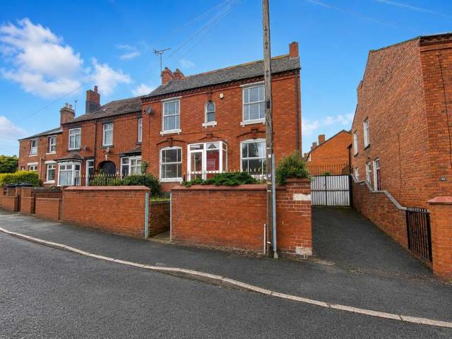 3 Bedroom End Of Terrace House