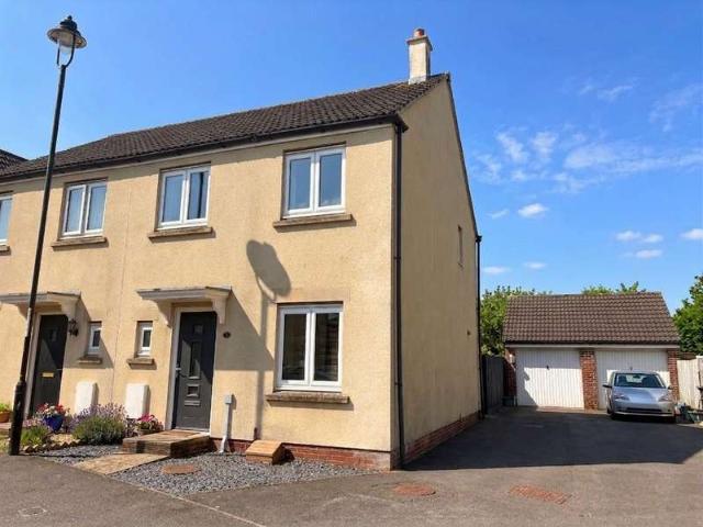 3 Bedroom End Of Terrace House