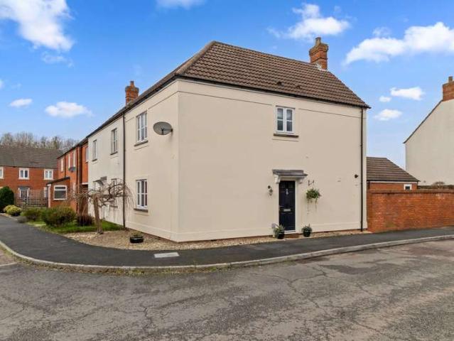 3 Bedroom End Of Terrace House