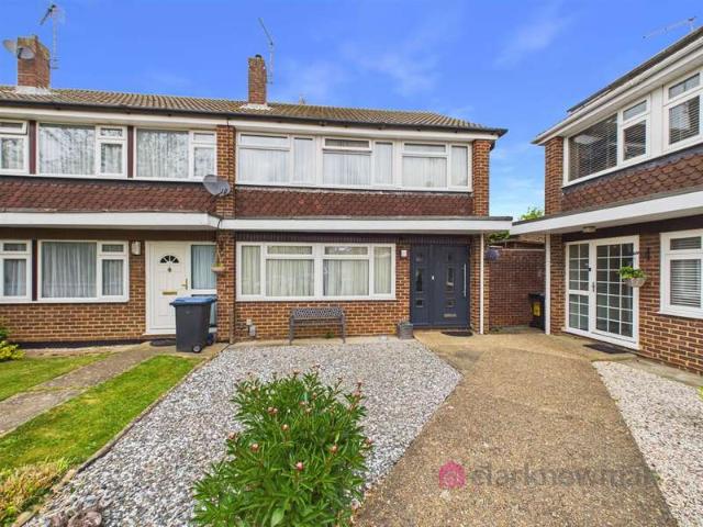 3 Bedroom End Of Terrace House