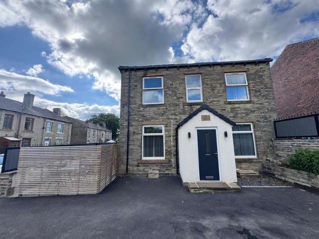 3 Bedroom End Of Terrace House
